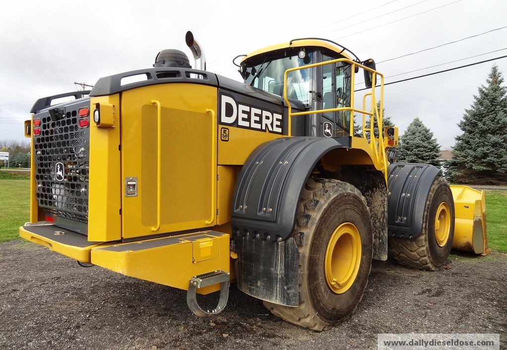 John Deere 744K Wheel Loader