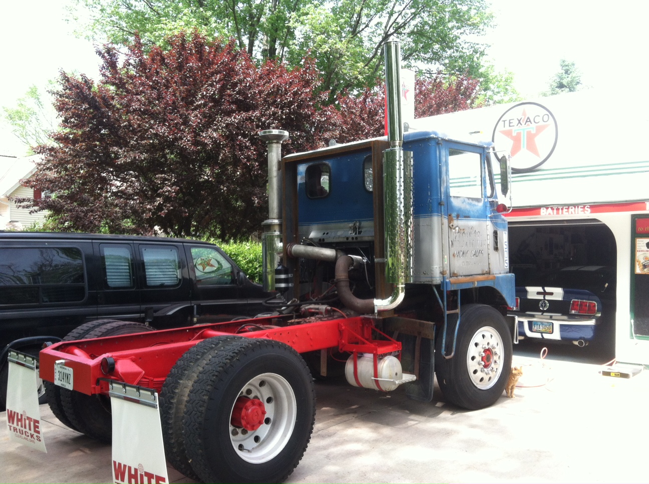 1972 White 7400 Cabover