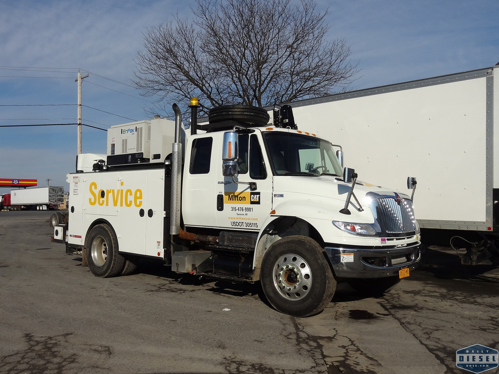 Cat Service Trucks